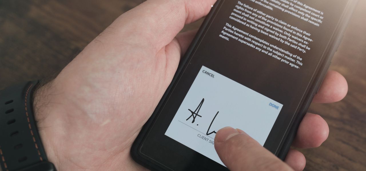 8 Best Digital Waiver Software Tools in Canada (E-signatures)